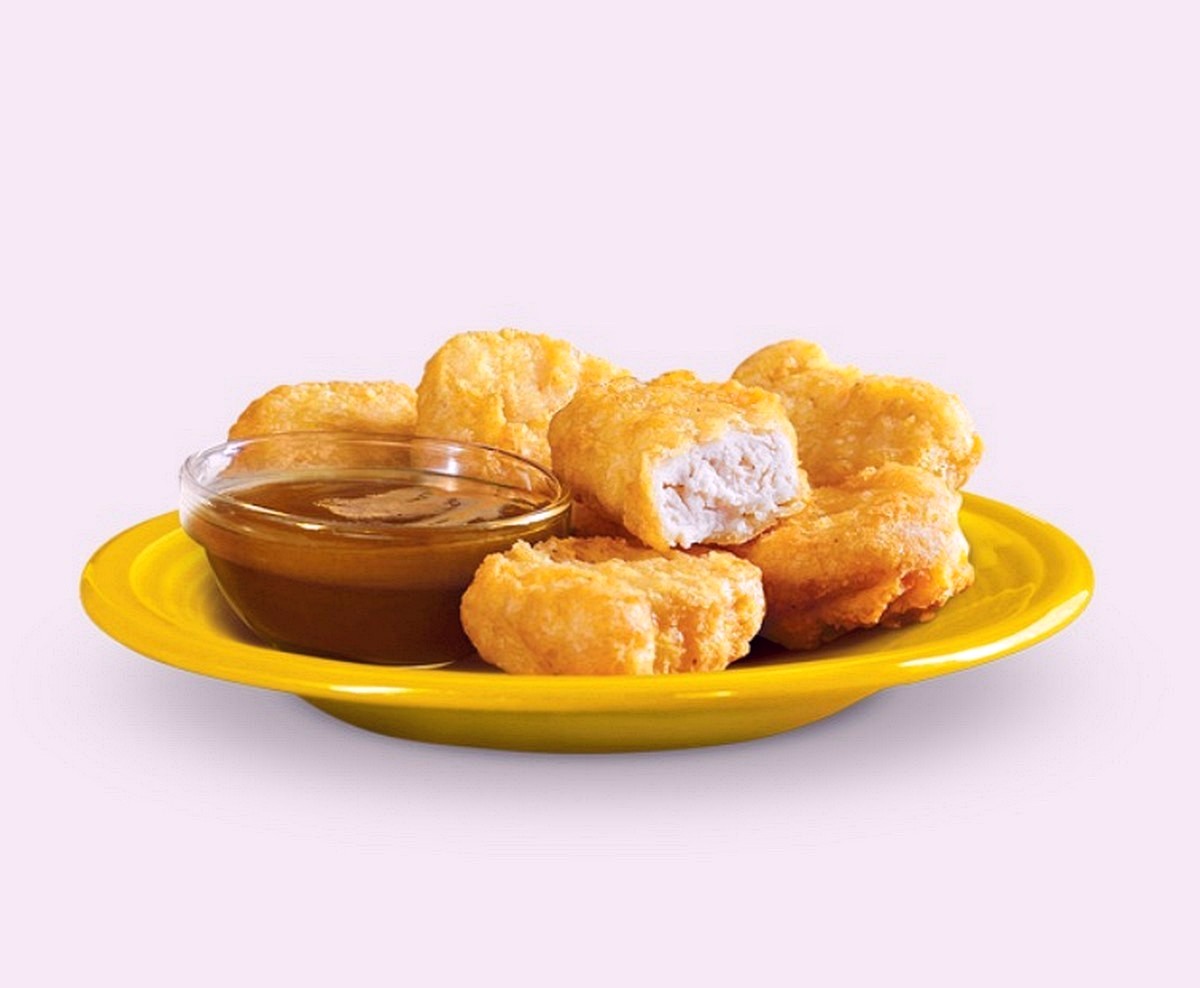 Now till 15 Jun 2021: McDonald's 6pcs Chicken McNuggets for $1 only ...