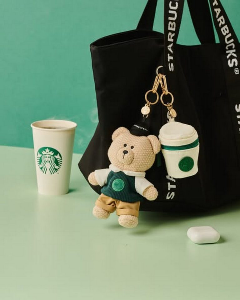 19 November 2025 onwards: Starbucks Singapore: Exclusive Knitted ...